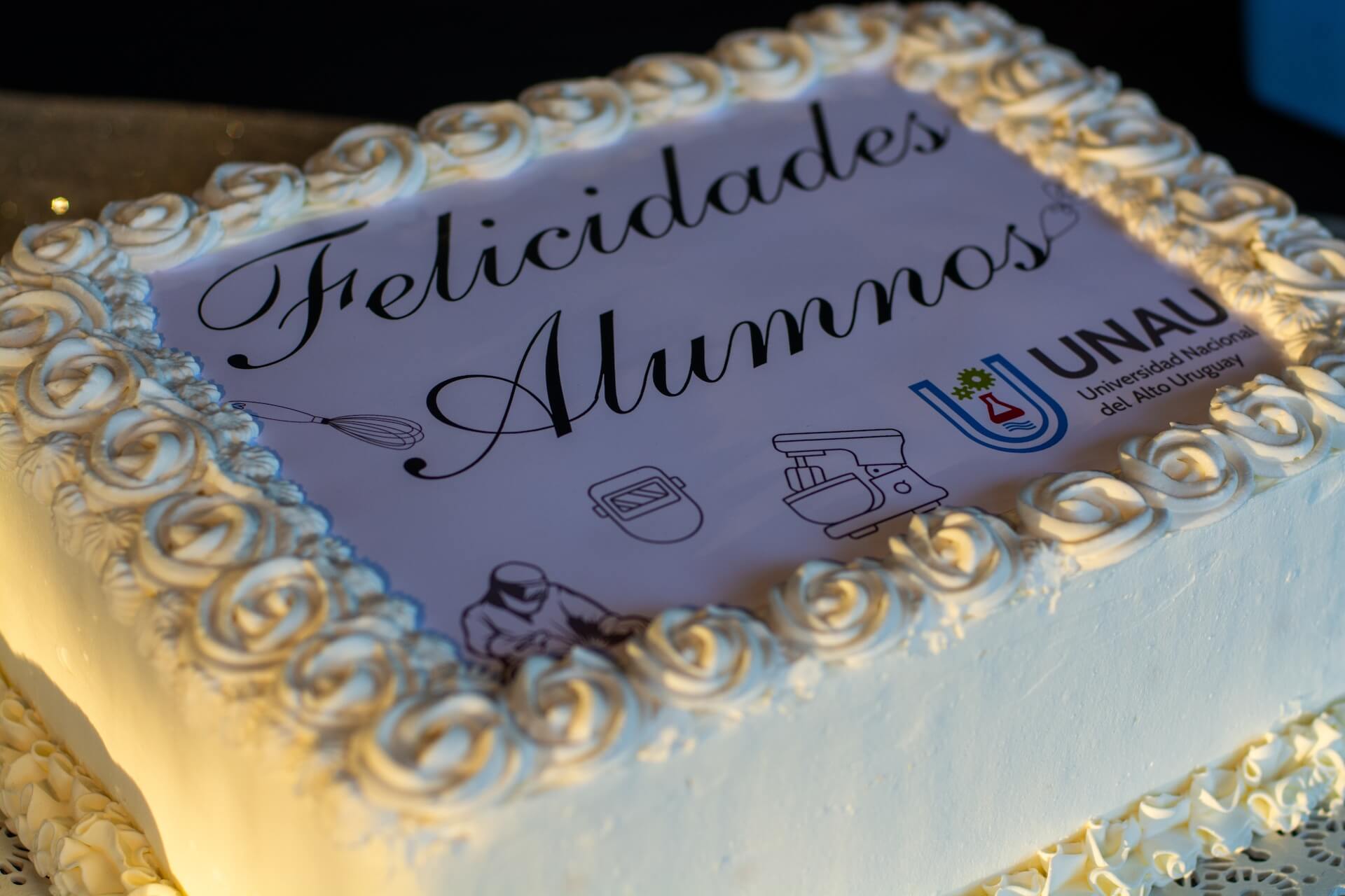 Entrega de certificados de la Escuela Universitaria de Oficios en ...